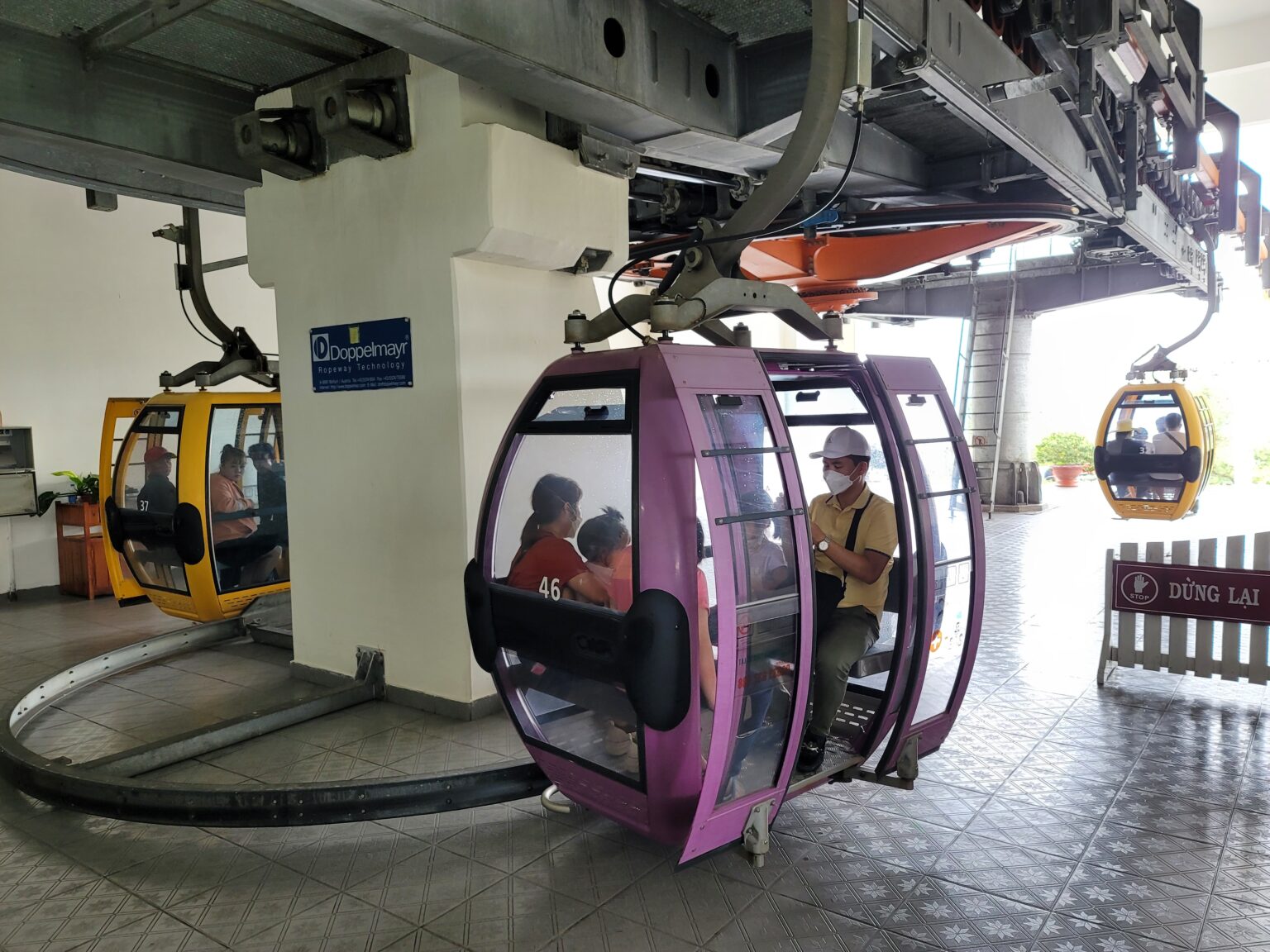 Review Cáp Treo Đà Lạt Tại Đồi Robin | Cập Nhật 2023 - Hướng Tiên Tourist